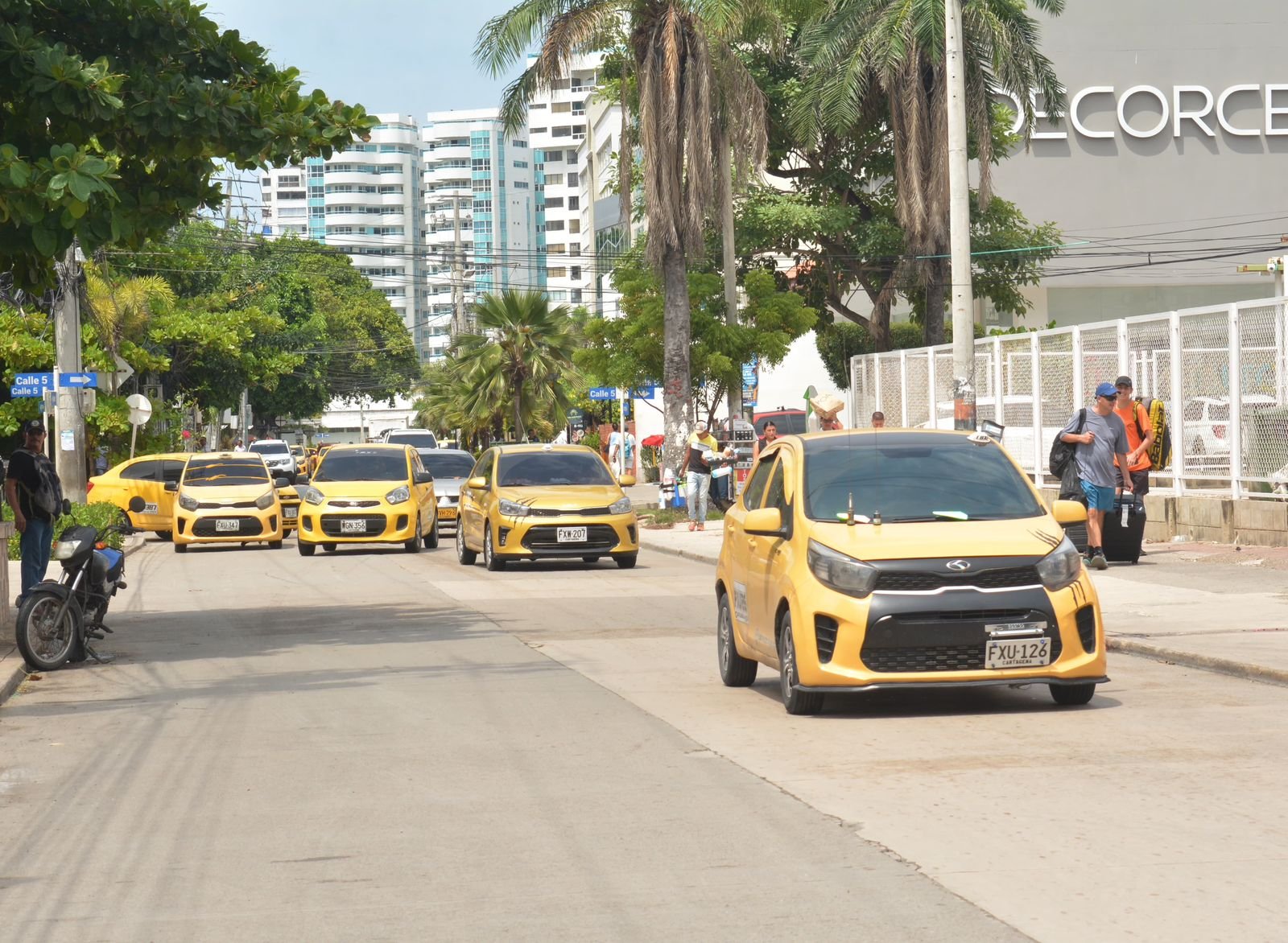 Pico y placa taxis será trimestral y se unifica con el de motocicletas ...