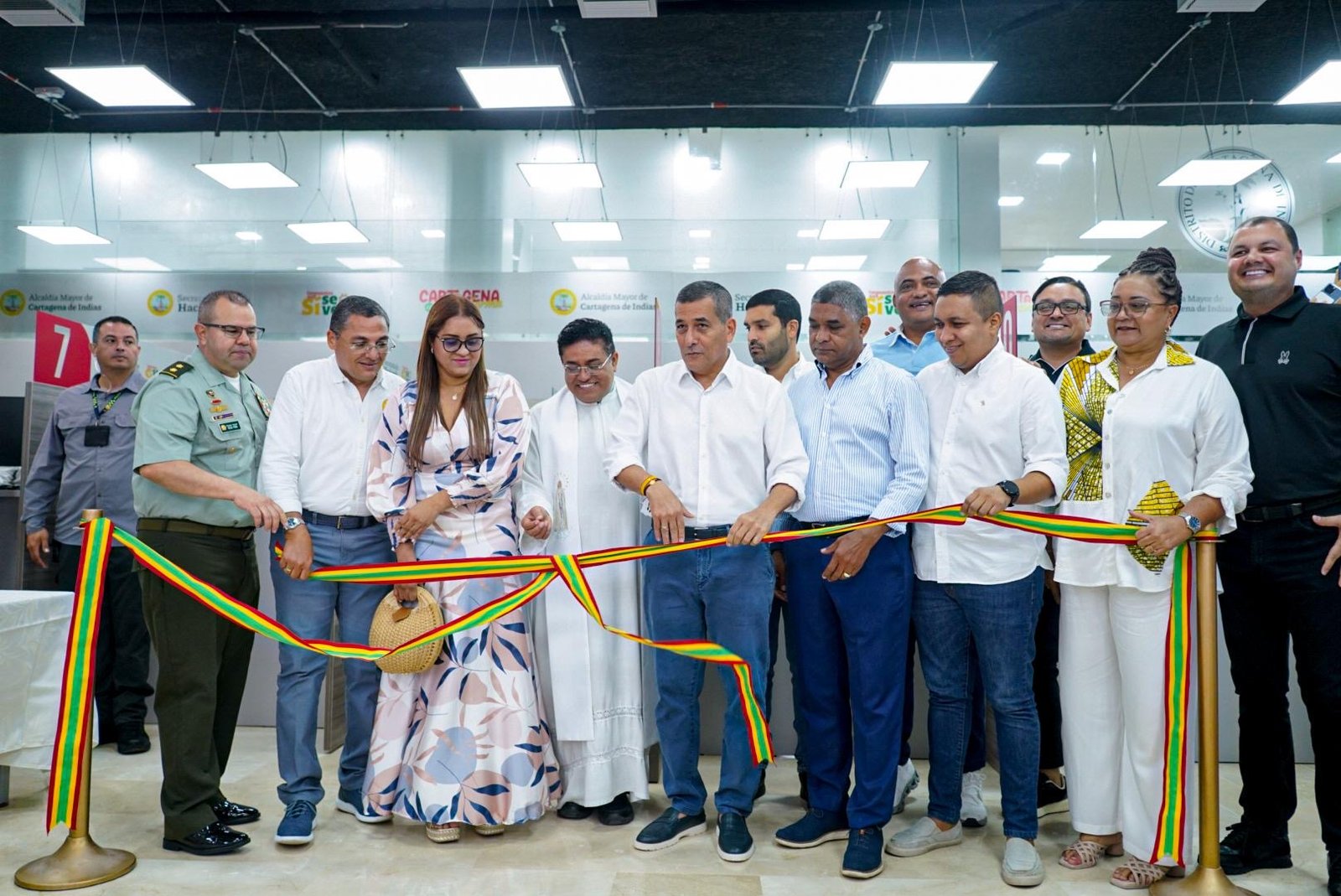 Alcaldía entrega nueva Oficina de Impuestos Distritales: moderna ...